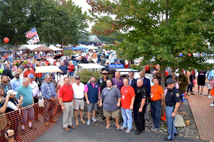 Richard Petty returns to ‘Petty North’ in Ridgely | Local | stardem.com