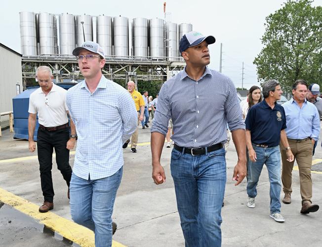 Governor's tour highlights Eastern Shore farms | Business | stardem.com