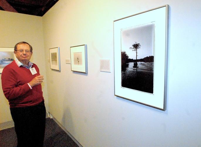 The iconic work of Robert de Gast | Local | stardem.com