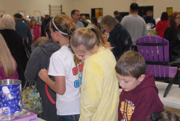 Photo Gallery: 2013 Ridgely Elementary Winterfest | Life | stardem.com