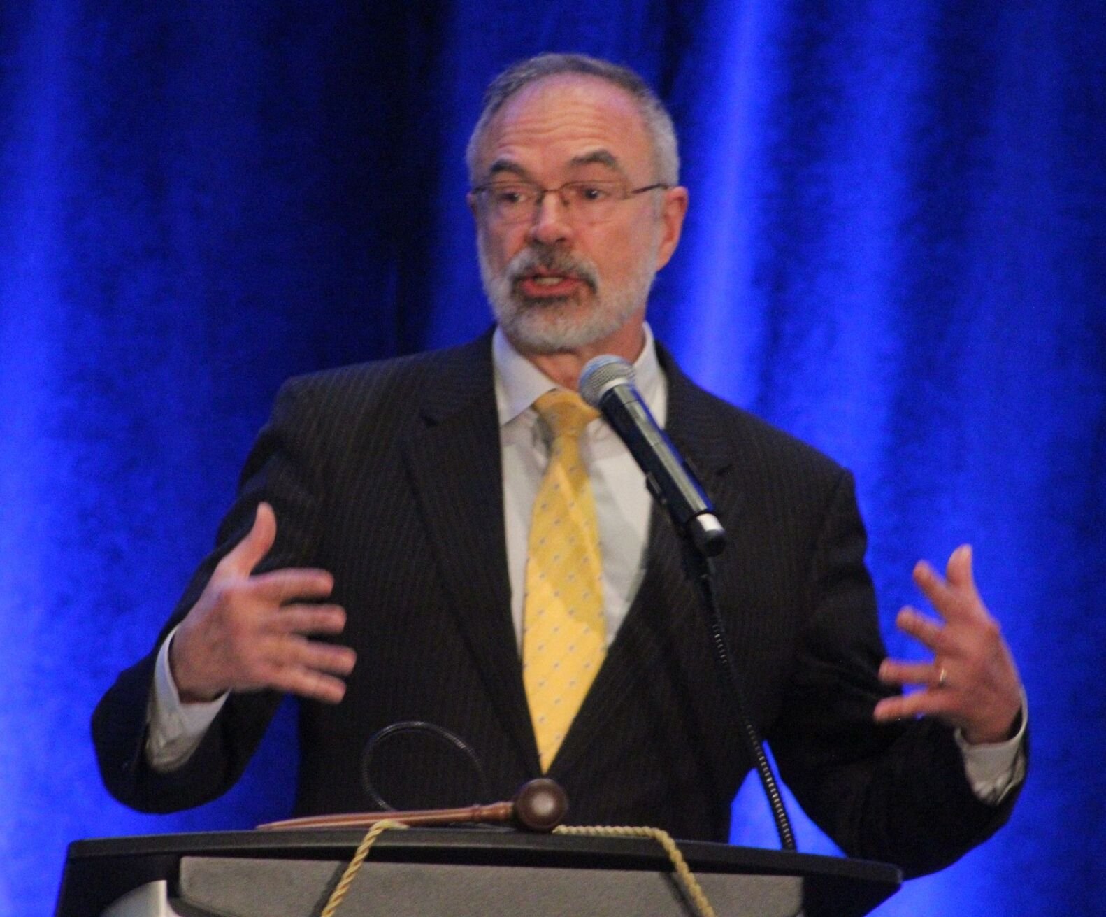 Harris speaks to Dorchester Chamber after rally calling for town hall ...