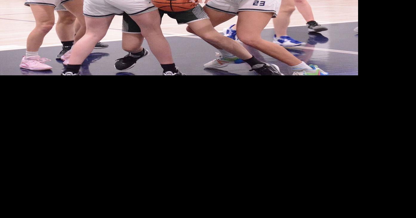 PRESSING ONWARD | Sports | stardem.com