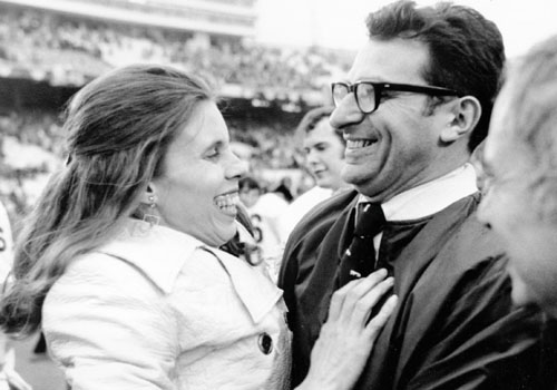 Revered PSU coach Paterno dies | Obituaries | stardem.com