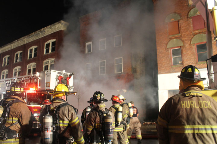Four-alarm fire destroys Cambridge building | Local | stardem.com