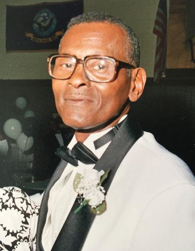 William Holland Sr. | Obituaries | stardem.com