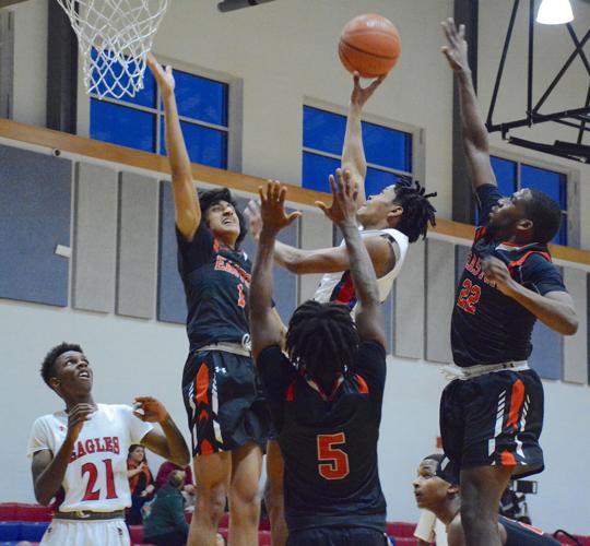 Warriors race past Eagles | Sports | stardem.com