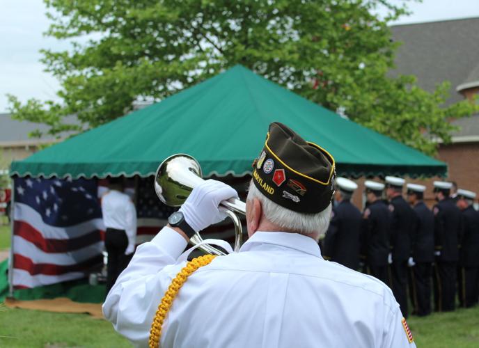 Many gather for veteran's final farewell | News | stardem.com