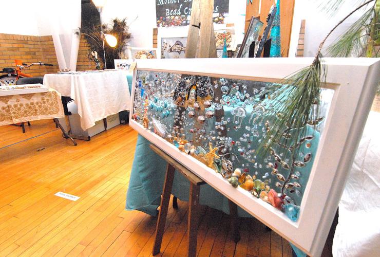 Christmas in Easton craft show continues today | Spotlight | stardem.com