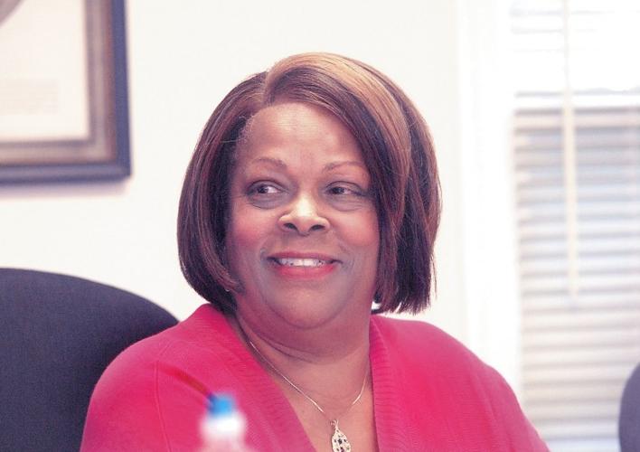 Commissioners reel after du Pont resignation | Local | stardem.com