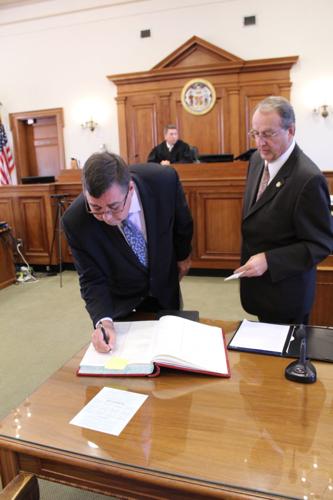 Kent County officials take oaths | Local | stardem.com