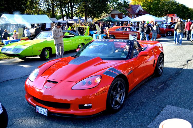NASCAR legend Richard Petty visits Ridgely Car Show | Spotlight ...
