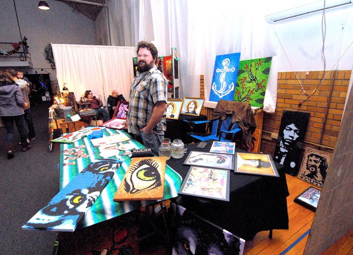 Christmas in Easton craft show continues today | Spotlight | stardem.com