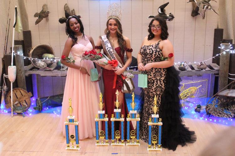 Madelyn Hall crowned Miss Outdoors 2026 | Local | stardem.com