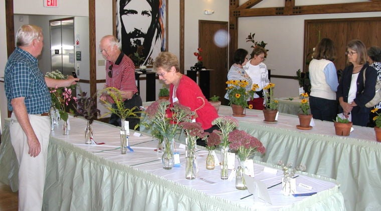 Flower show recognizes club's 80th anniversary | Local | stardem.com