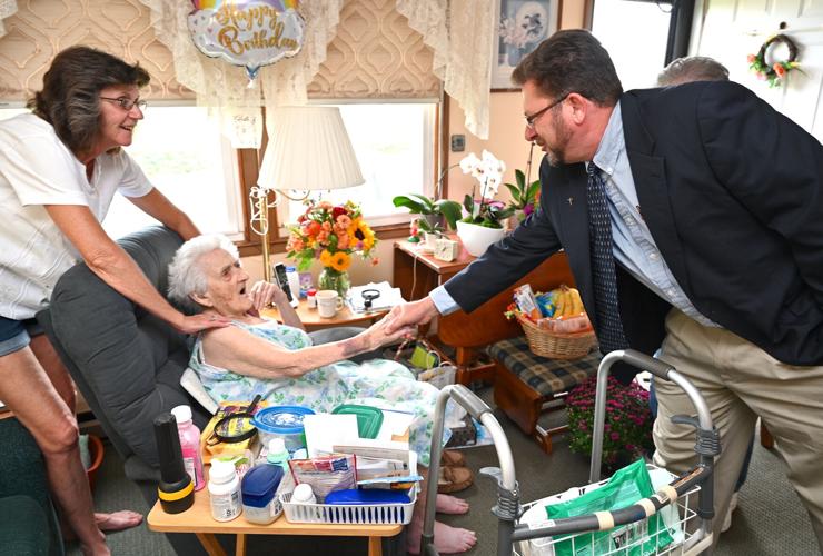 Betty Rhodes turns 103 in Greensboro | Local | stardem.com