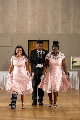 Cotillion debutantes earn scholarships, learning year | Life | stardem.com