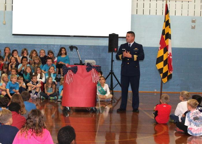Bayside Elementary honors veterans, active duty military personnel ...