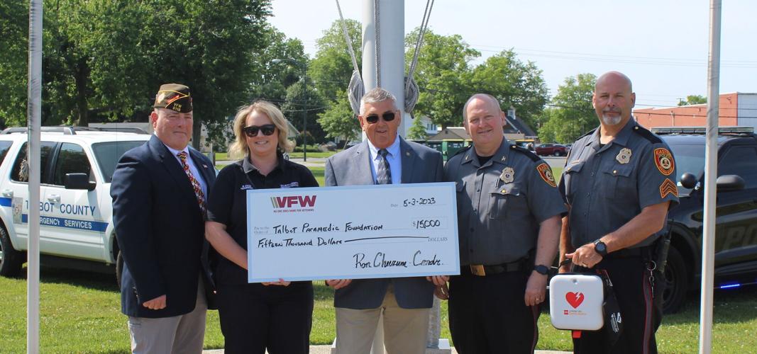 Easton VFW donates AEDs to Easton Police | News | stardem.com