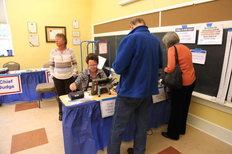 Election Day 2014 | Photos | stardem.com