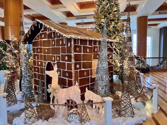 Local resort debuts giant gingerbread display | Local | stardem.com
