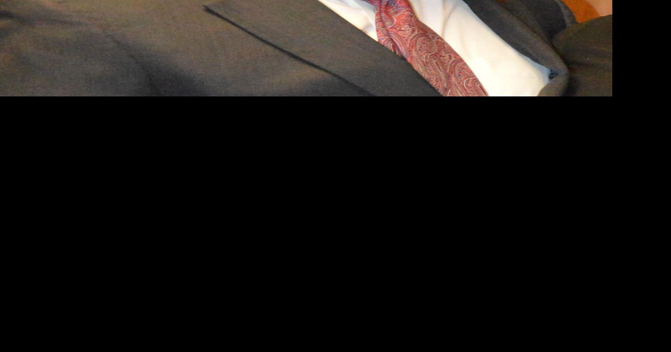 Riley wins state's attorney race in primary | Local | stardem.com