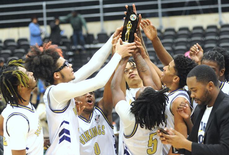 BACK ON TOP | Sports | stardem.com