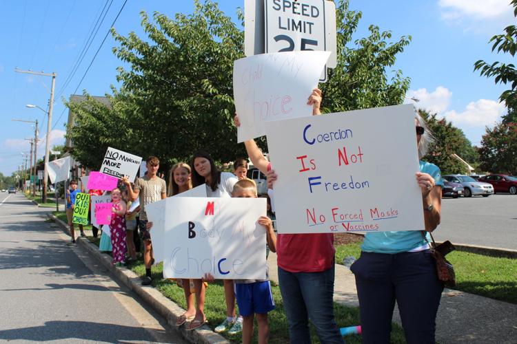 Parents protest mask mandate | Local | stardem.com