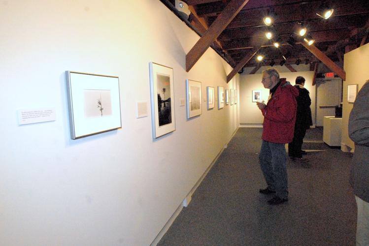 The iconic work of Robert de Gast | Local | stardem.com