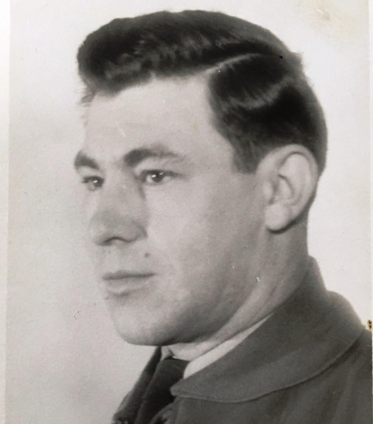 William Edward Phillips | Obit | stardem.com