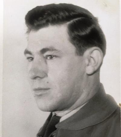 William Edward Phillips | Obit | stardem.com