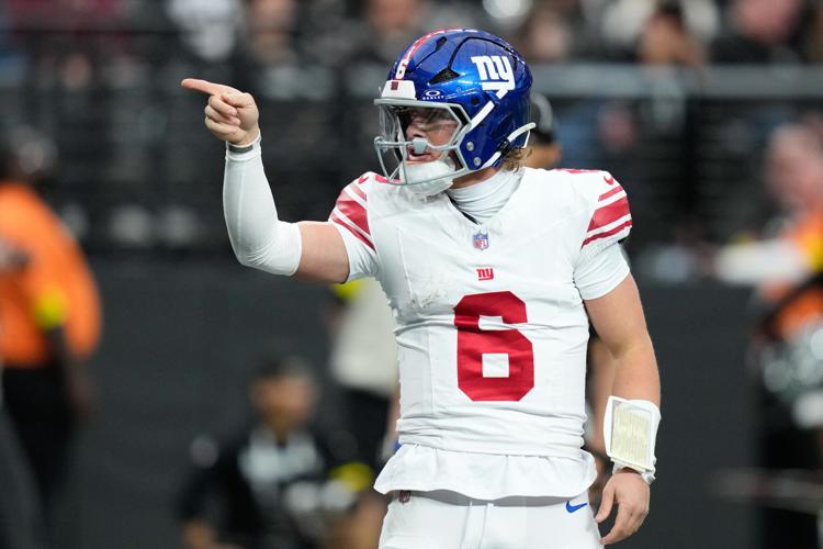 Giants miss opportunity to get the No. 1 draft pick, but see progress ...