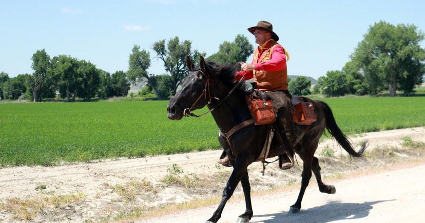 Pony Express re-ride passes through area