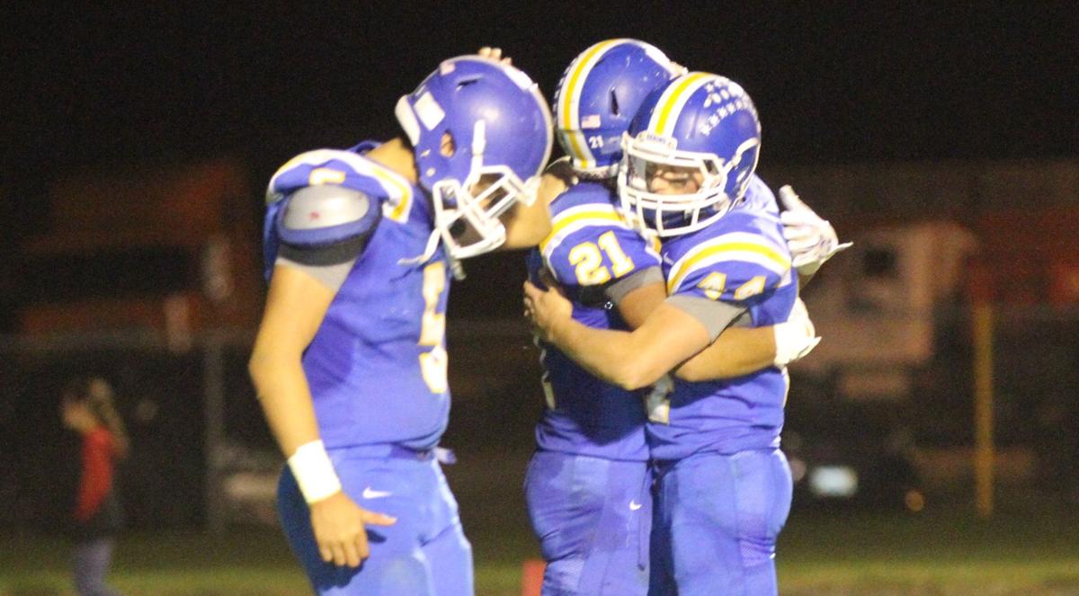 Gering football senior keeps his head up, battles hard to the end