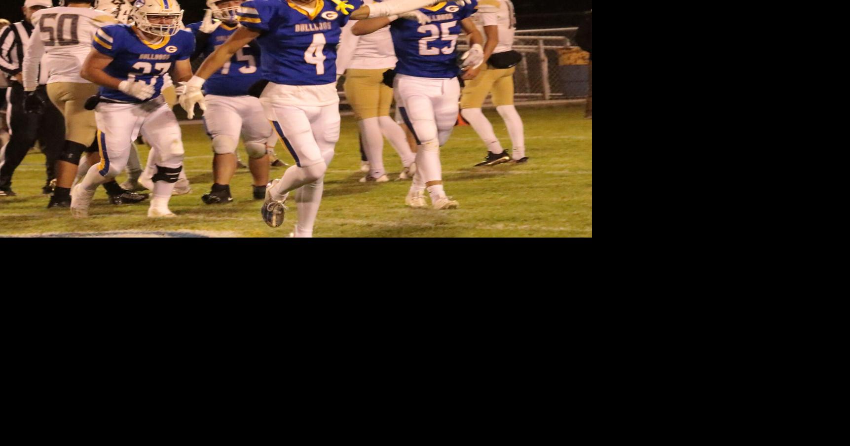 Gering football falls to Northwest with TD in final seconds