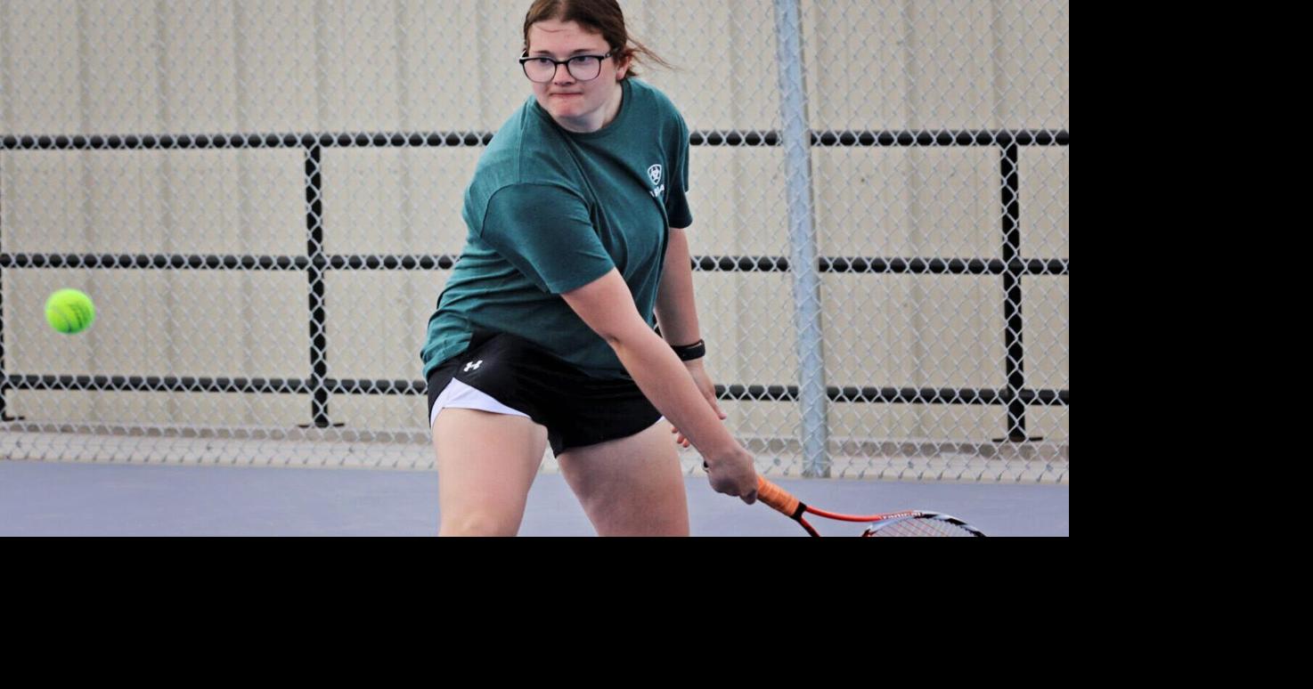Gering boys, girls tennis programs courting success with new playing suface