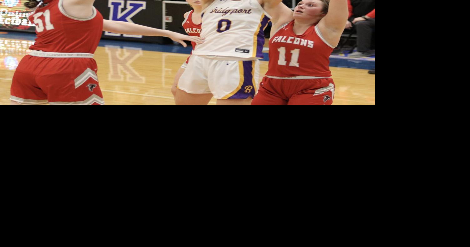 'She’s the alpha': Bridgeport's Olivia Loomis-Goltl takes on bigger ...