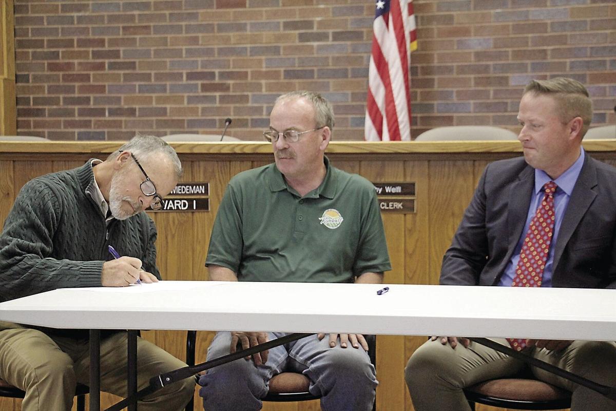 Gering, Kimball, Bayard sign landbank agreement