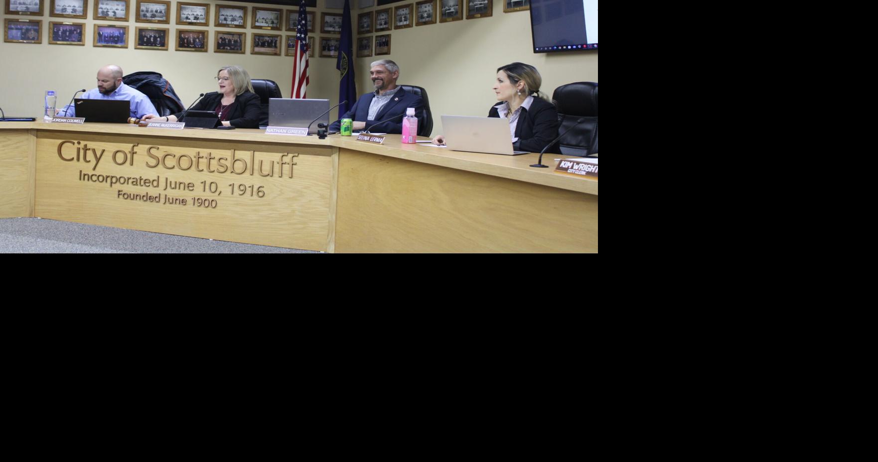 Scottsbluff council finishes making Police Chief Spencer city manager, too