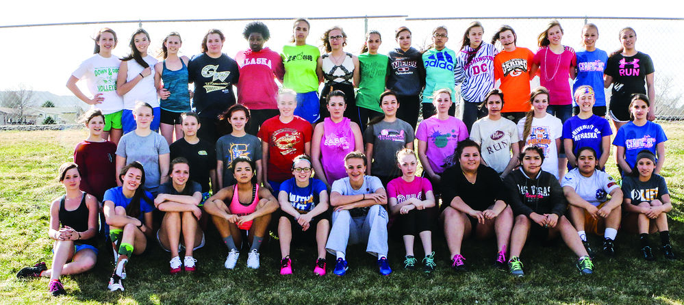 Gering Bulldogs pose for team pictures