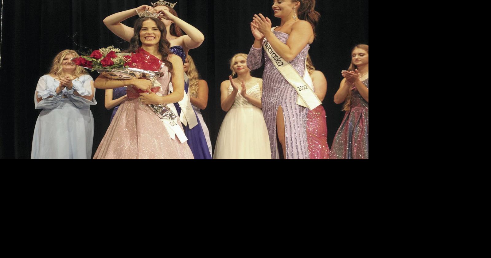 Morgan Baird named Miss Scotts Bluff County Fair Queen
