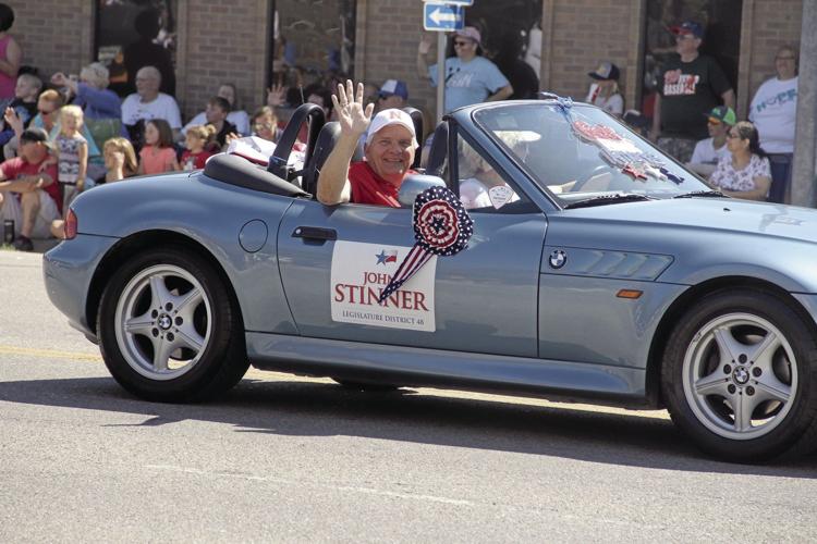 Crowds gather for annual Oregon Trail Days Parade; celebration marks ...