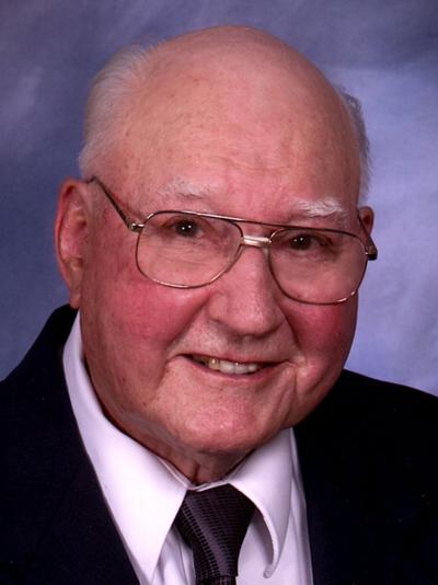 Gilbert Lowell 'Gil' Bailey