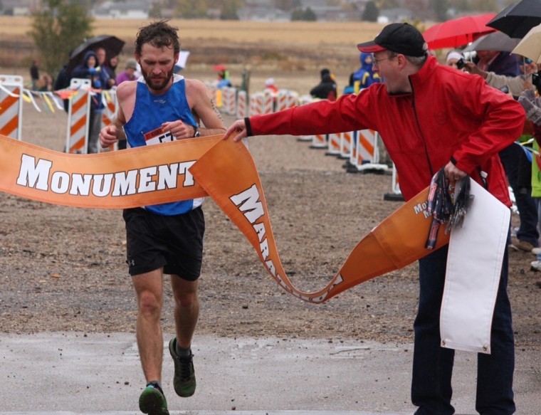Ex-Scottsbluff runner wins Monument Marathon
