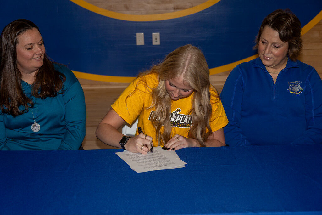 Gering's Ella Rotherham moving on to play volleyball at NPCC