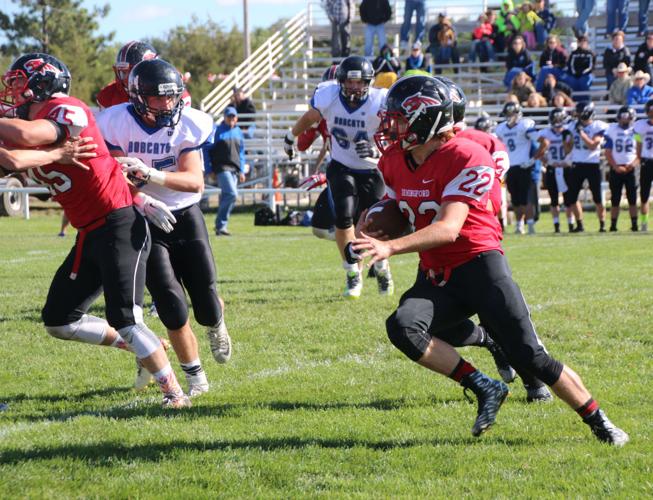 Battle of the Bobcats: Hemingford overpowers South Loup, 36-24