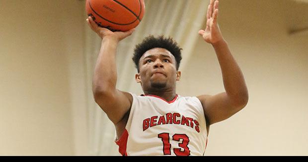 Scottsbluff boys win GNAC opener, Bearcat girls fall to Columbus