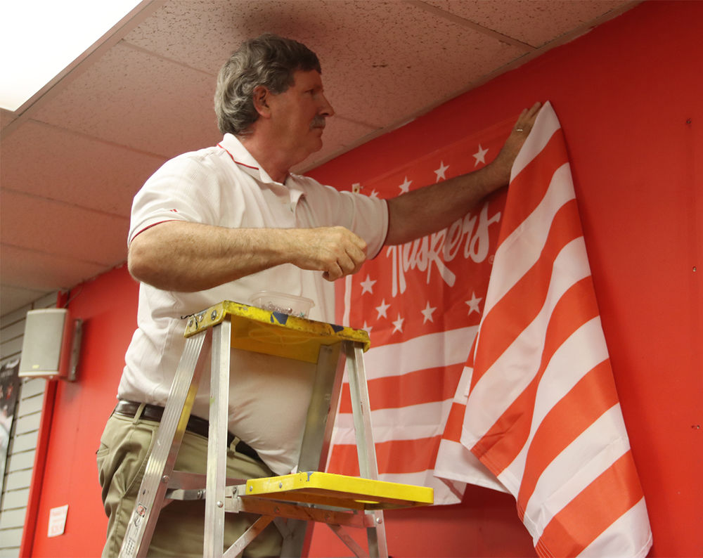 Monument Mall reopens, adds a new store