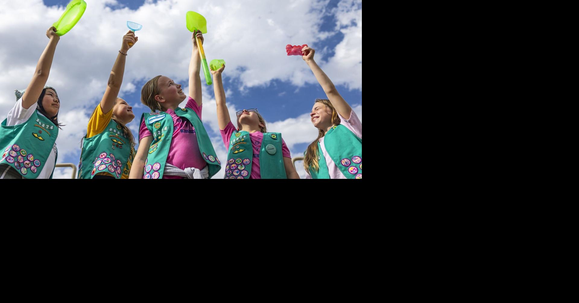 Lincoln Girl Scouts install sand boxes, toys at city parks