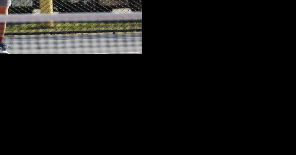 Gering opens new courts at Scottsbluff Invite