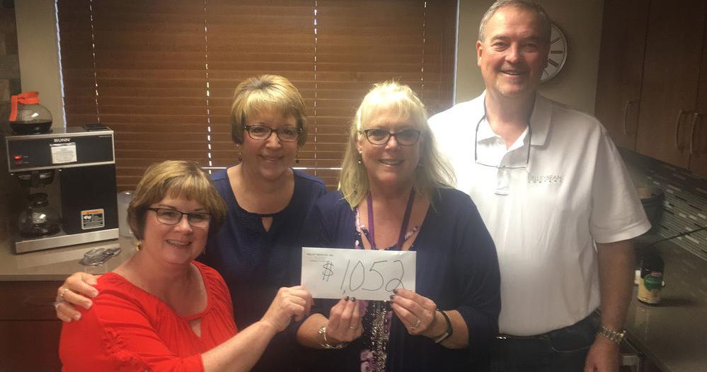 Kelley Bean Company presents $1,052 donation to United Way of Western ...